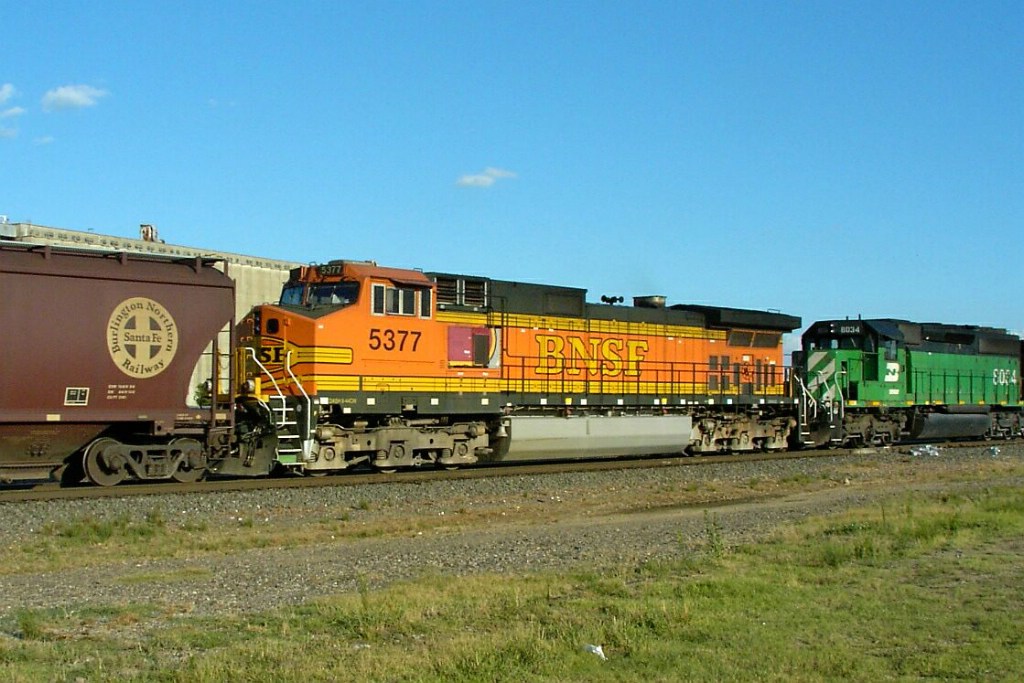 BNSF 5377